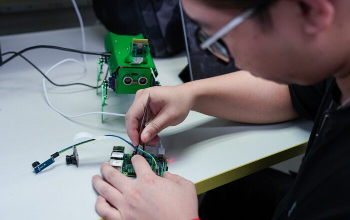 Internet of Things Engineering Lab – Faculty of Science and Technology ...