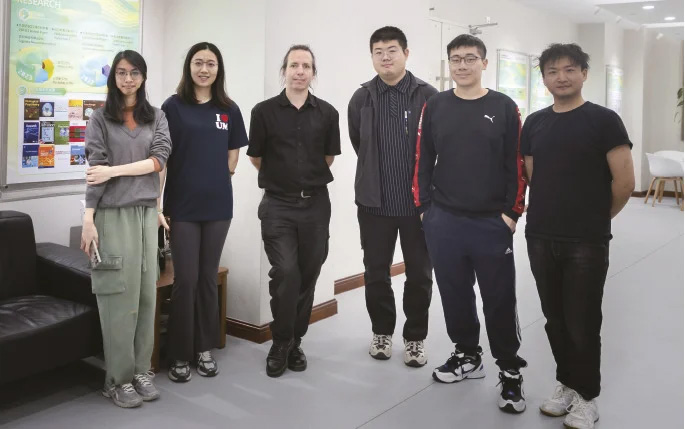 Deciphering Consciousness: Prof Michiel Spapé’s Research on Human ...